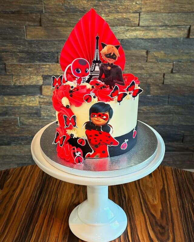 Bolo da Ladybug: as inspirações mais incríveis - Bolo Guaraná