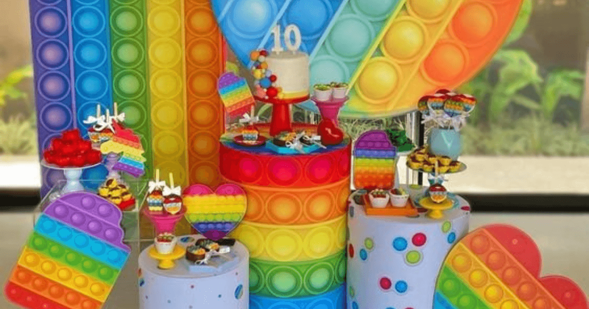 Festa Pop It: 31 ideias de decoração para seu aniversário