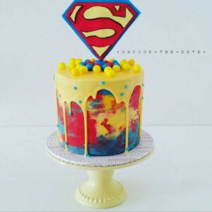 20 ideias de Bolo do Super Homem para a sua festa - Bolo Guaraná