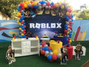 Festa Roblox: +51 ideias para meninos e meninas - Bolo Guaraná