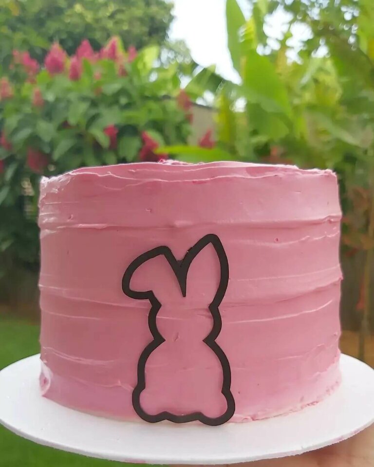 Bolo Tema Páscoa: ideias deliciosas para celebrar - Bolo Guaraná