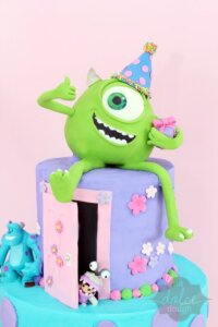 Bolo Monstros SA: dicas terrivelmente incríveis - Bolo Guaraná