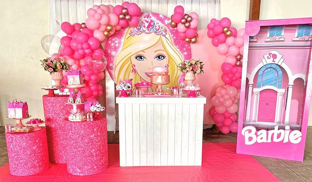 Festa da Barbie: 50 ideias para a sua decoração - Bolo Guaraná