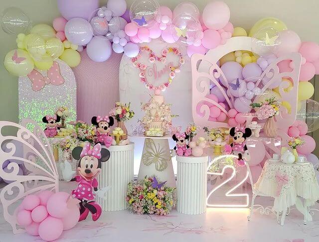 Festa Minnie Rosa: 40 ideias cheias de fofura- Bolo Guaraná