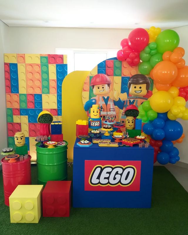 Decoração Lego: +57 ideias, dicas e mais - Bolo Guaraná