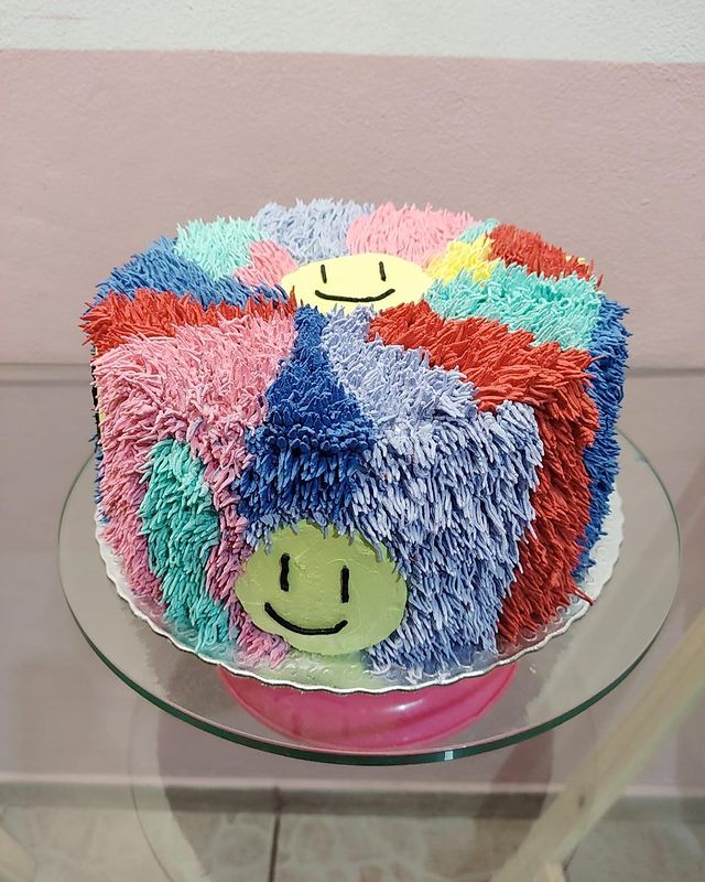 Bolo Peludo: ideias, como fazer e mais - Bolo Guaraná