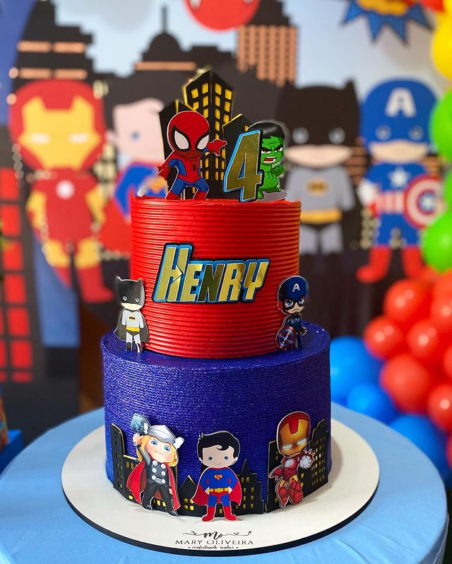 Bolo Vingadores: +55 ideias para uma festa de super-herói