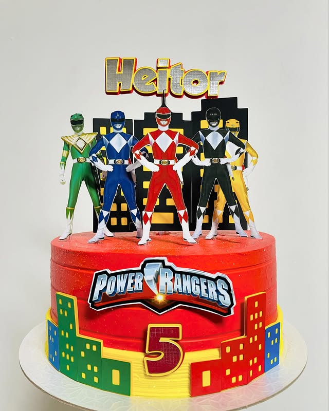 Bolo Power Rangers: +55 ideias para uma festa completa